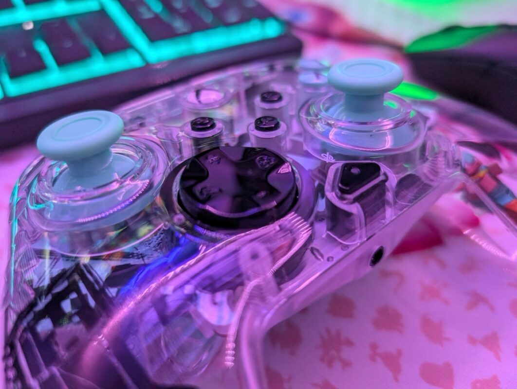 Kurztest: REALMz Wireless Controller im Minecraft-Look